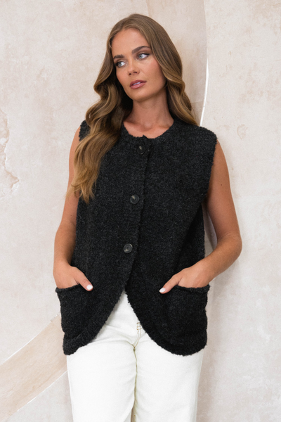 Boucle Vest Black – Sien Clothing